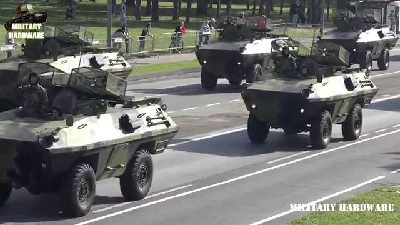 Tremendous Army column driving - YouTube