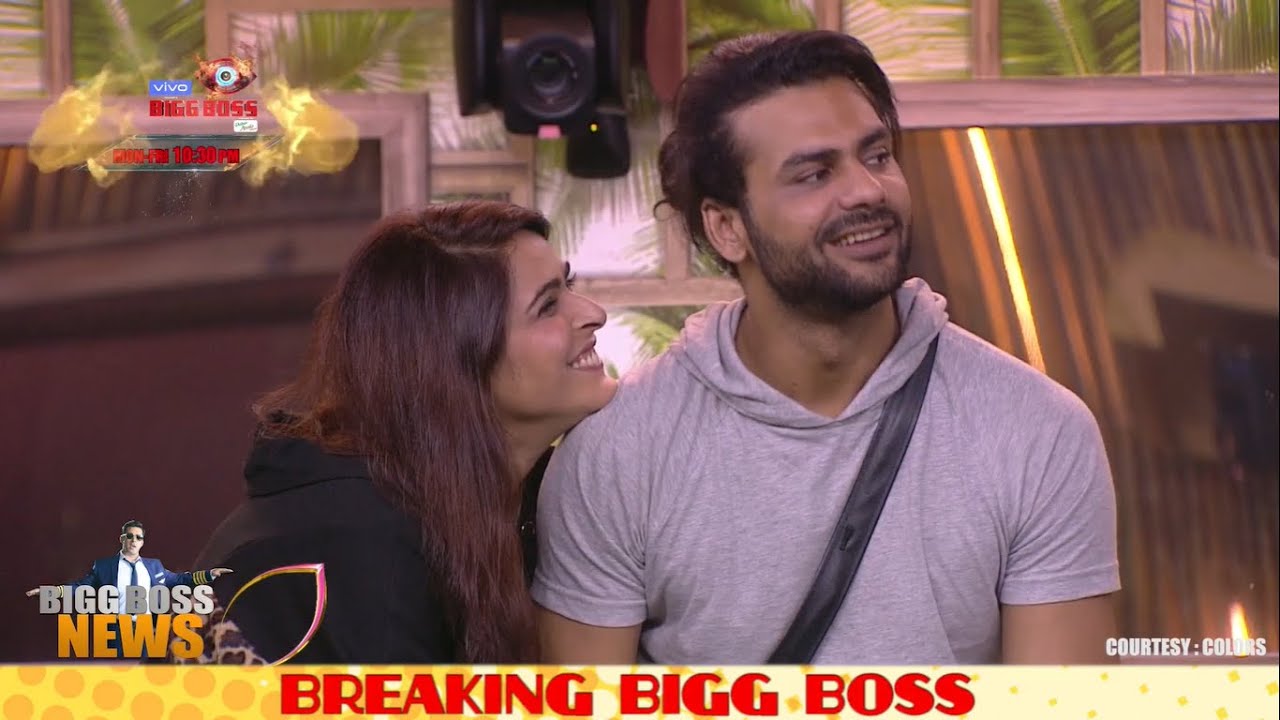 Bigg Boss 13 Day 73:Madhurima Tuli kisses Vishal Aditya Singh ...