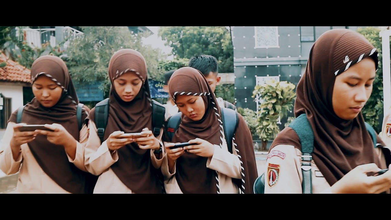 "Warning" Juara 2 ICT Movie pekalongan 2019 SMAN 1 BOJONG KAB ...