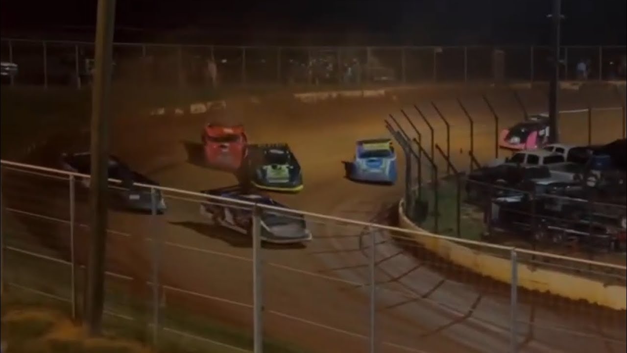 Limited Late Model at Winder Barrow Speedway 10/5/2024 - YouTube