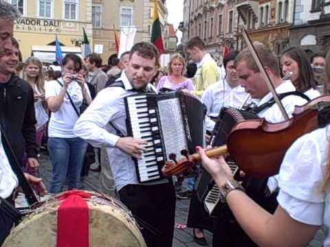 Prague Czech Republic Folk Music in the Square 8-27-2010 - YouTube