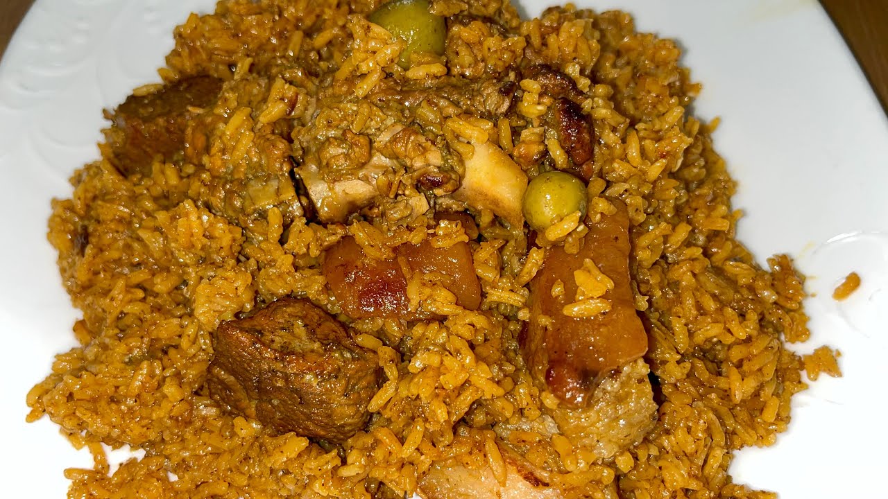 LOCRIO DOMINICANO DE CERDO - YouTube