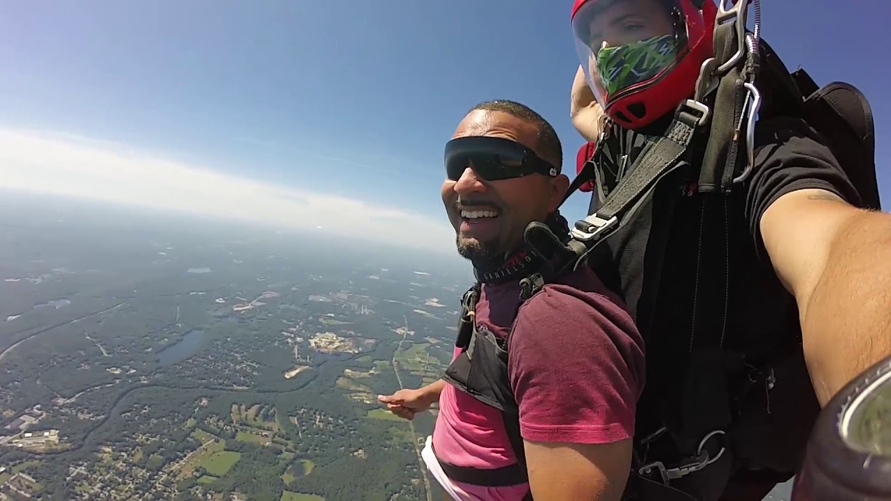 Skydiving- Skydive Danielson - YouTube