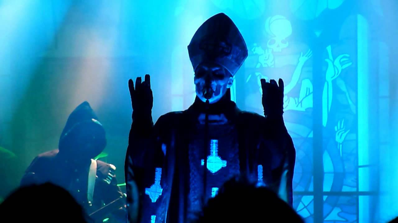 Ghost Ghuleh Zombie Queen Tivoli Utrecht 11-06-13 - YouTube