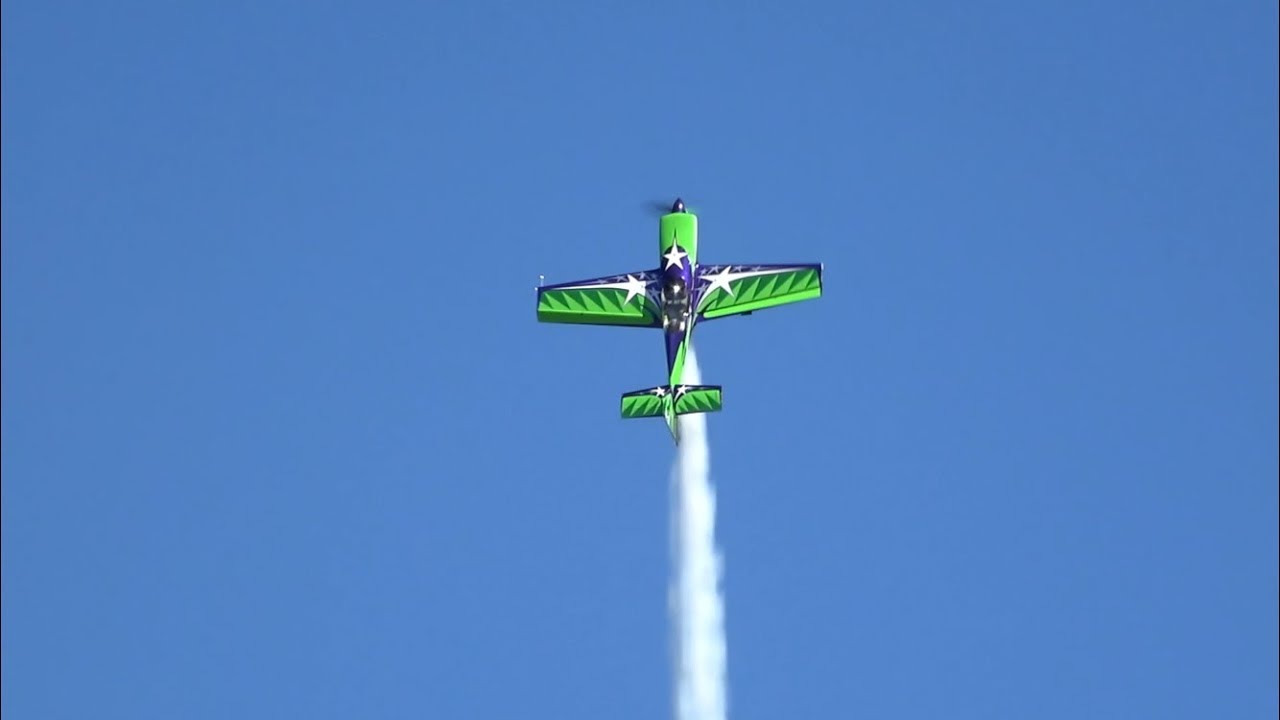 Gary Ward And Shockwave Blue Angels Homecoming Airshow 2018 - YouTube