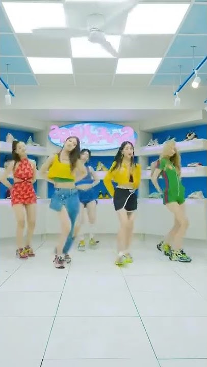 ITZY ~ SNEAKERS DANCE CHALLENGE (MIRRORED) - YouTube