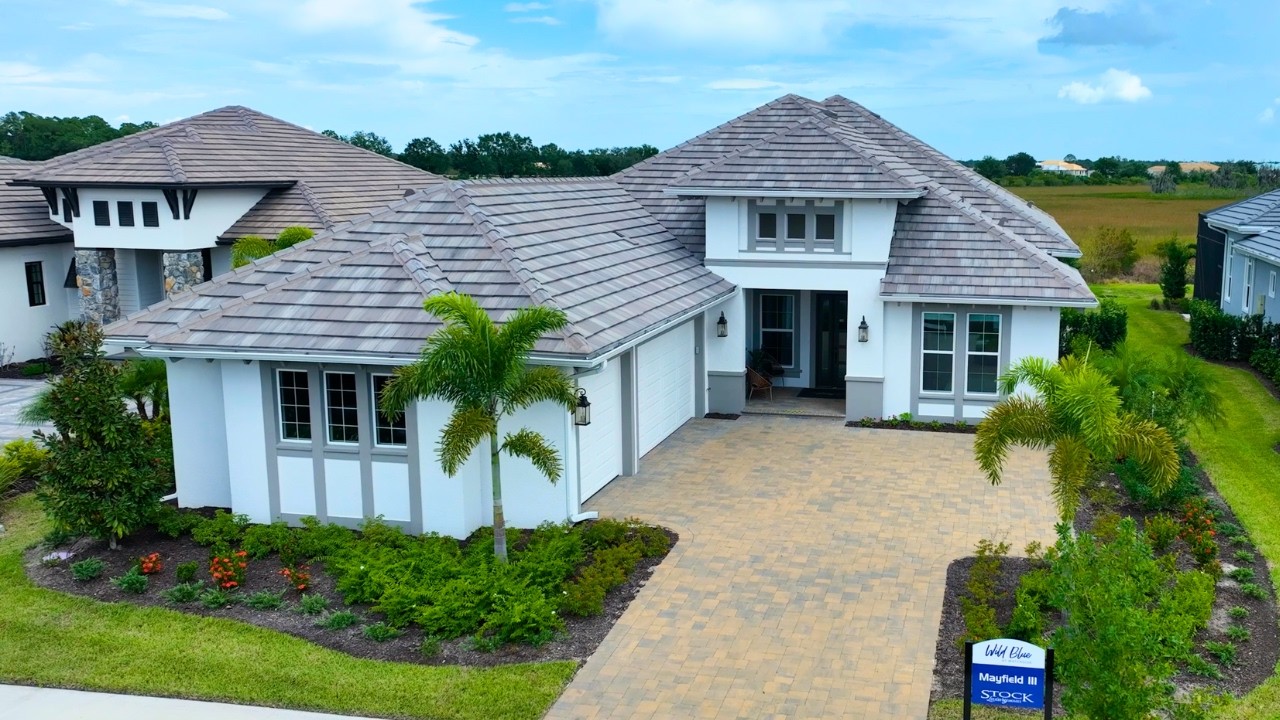 TOUR the Mayfield III by Stock Luxury Homes at Wild Blue 5 Bed | 3.5 ...