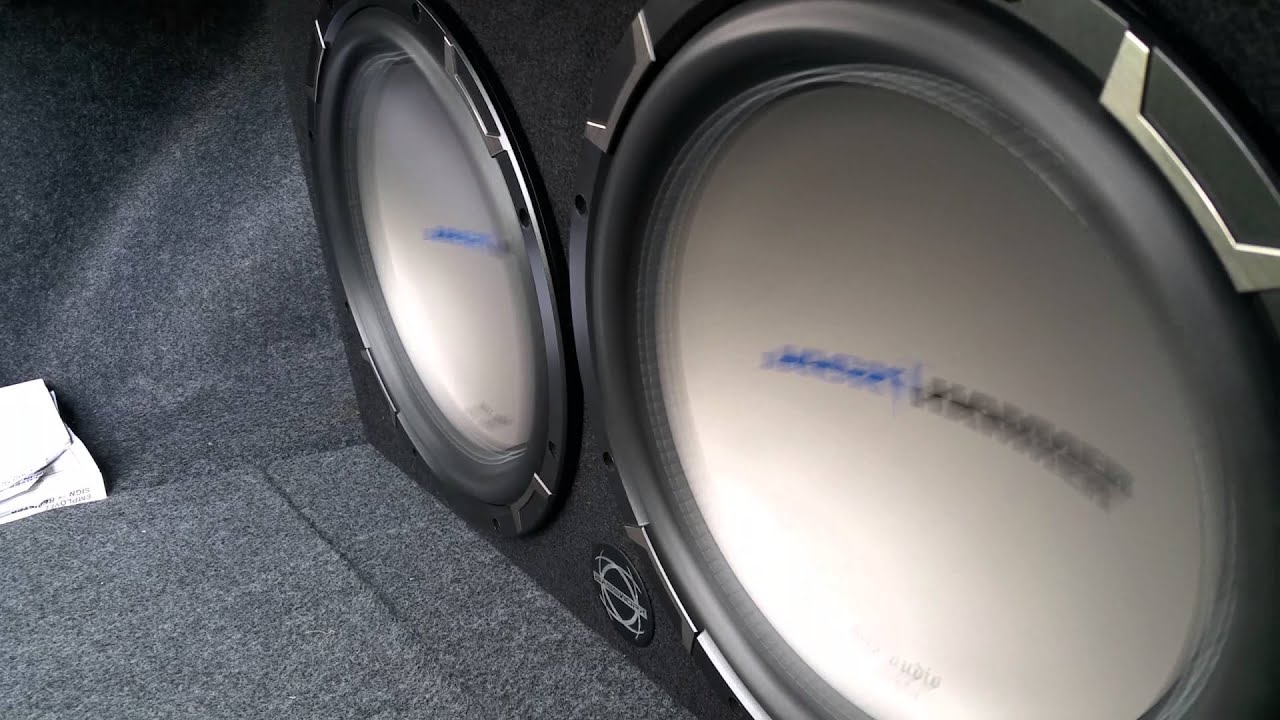 MTX JackHammers 10s with a 1100 Boss Amp - YouTube