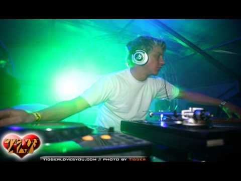 Dj Caffeine-Fuck On Cocaine-Tehcno