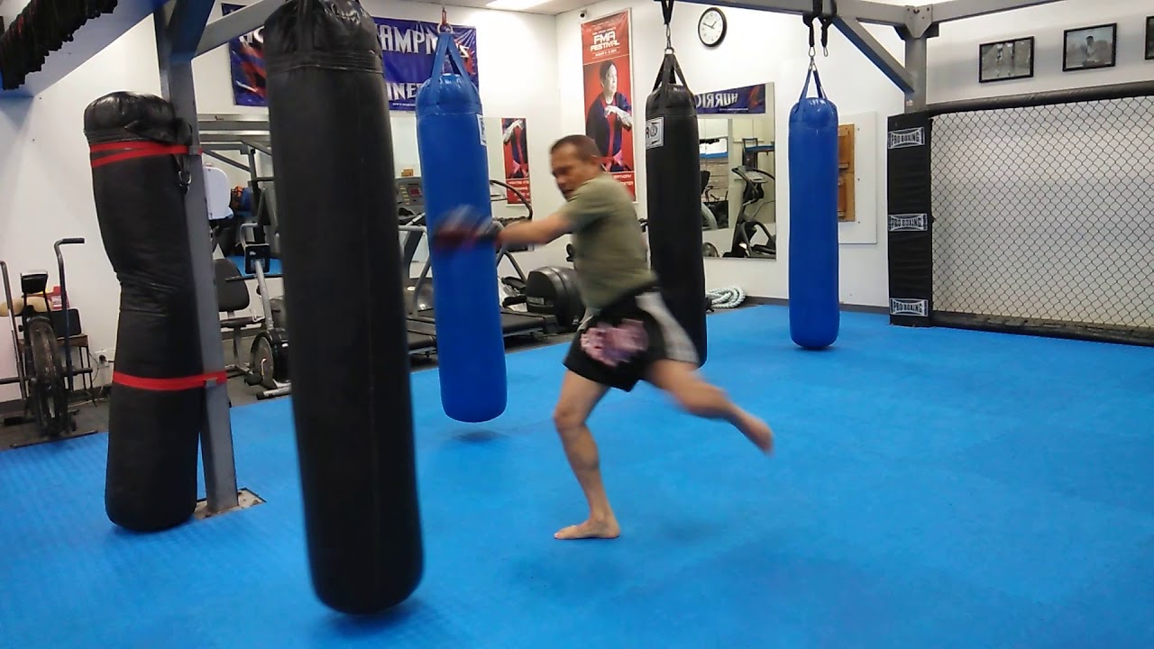 Alternating power low kick - YouTube