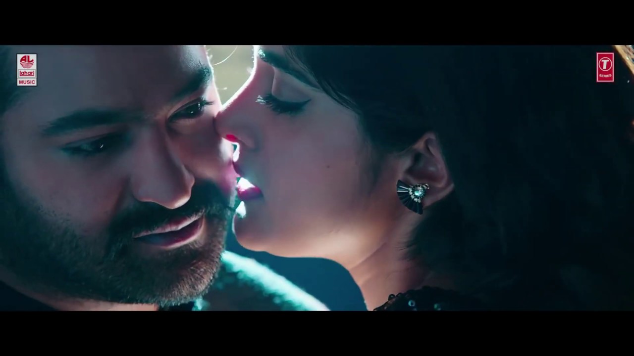 NEW SOUTH INDIAN SONG ....... - YouTube
