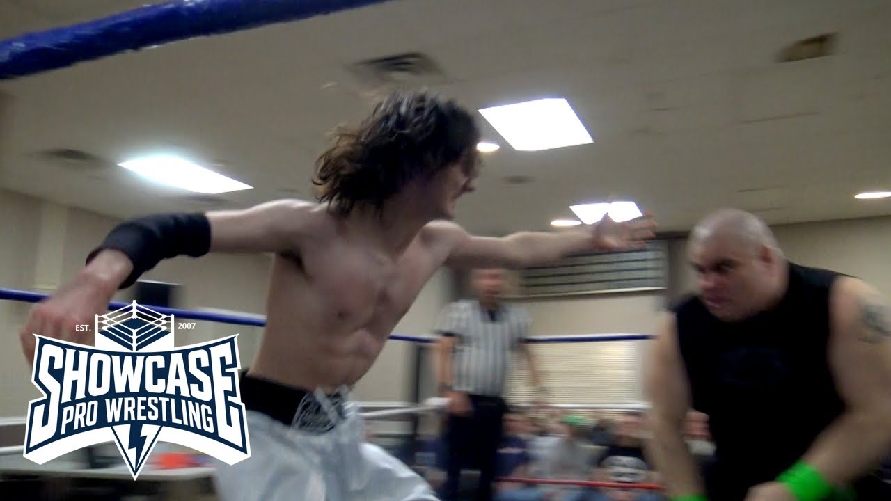 "Bionic" Dan Bidondi (c) vs "Stay Alive" Logan Machina | YouTube World ...