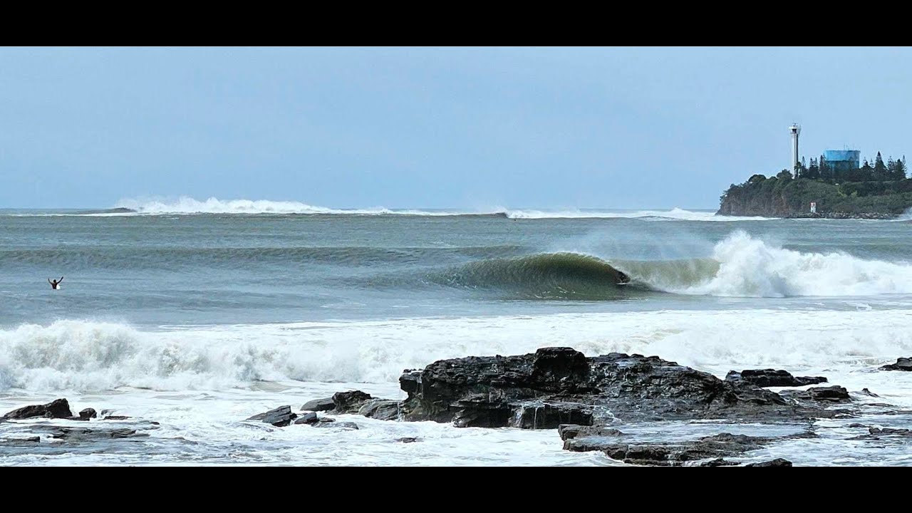 Cyclone Alfred swell...Deadmans Rights... Mooloolaba...05/03/2025 ...