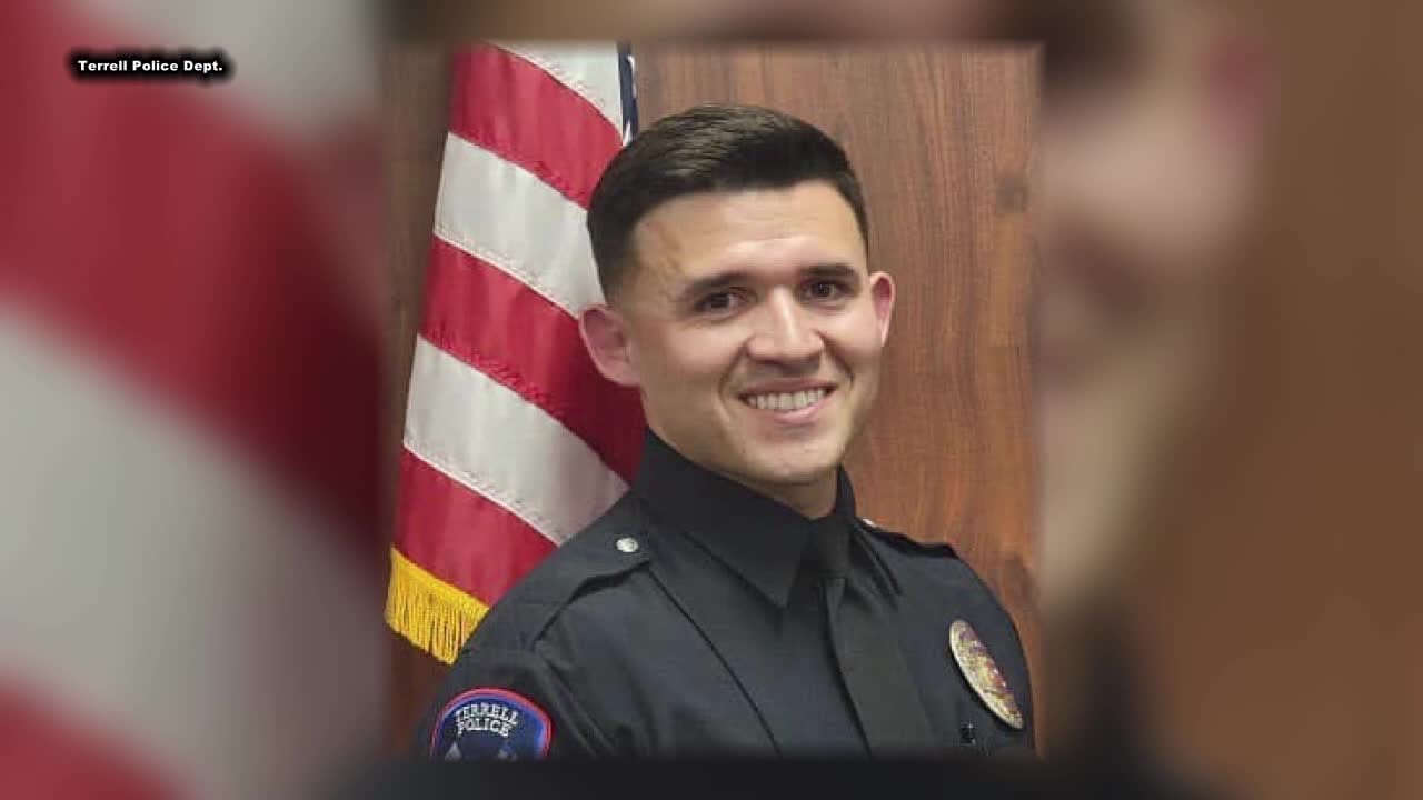 Police officer dies after being shot during traffic stop in Terrell ...