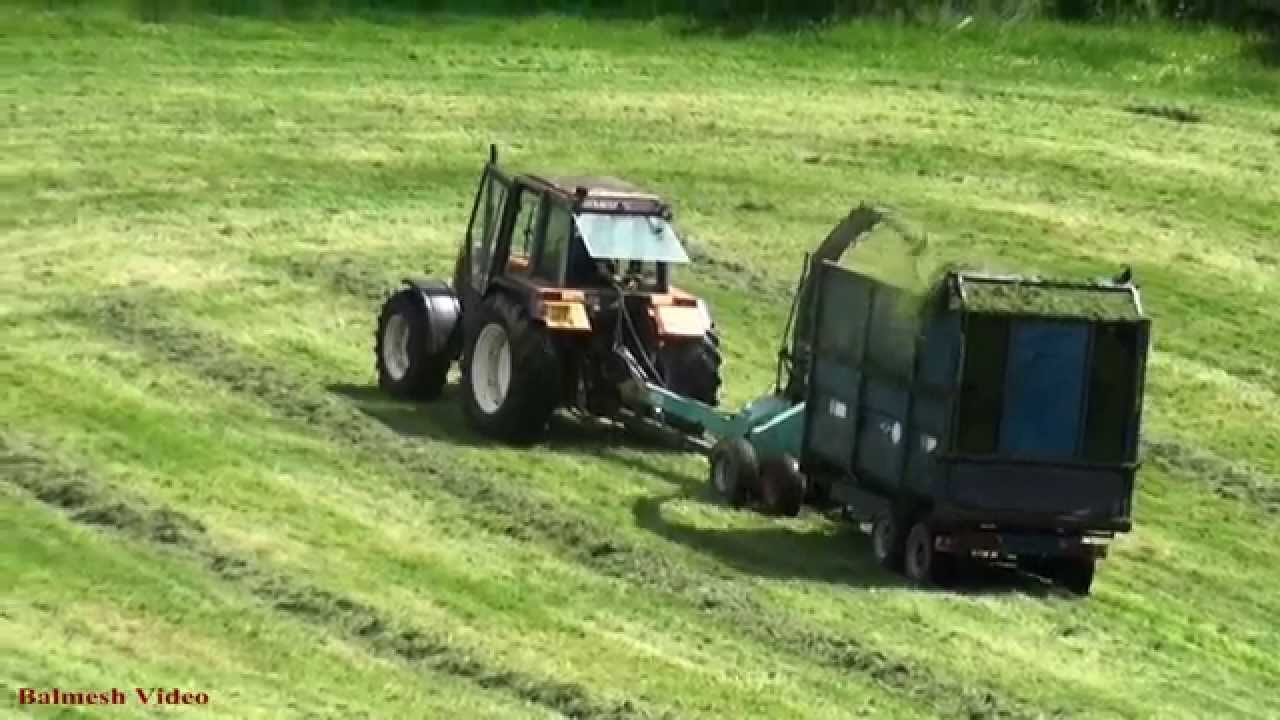 Silaging with Reco-Mengele Trailed Chopper. - YouTube