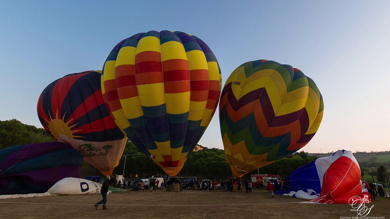 Fragneto Monforte: XXXII raduno internazionale delle mongolfiere - YouTube