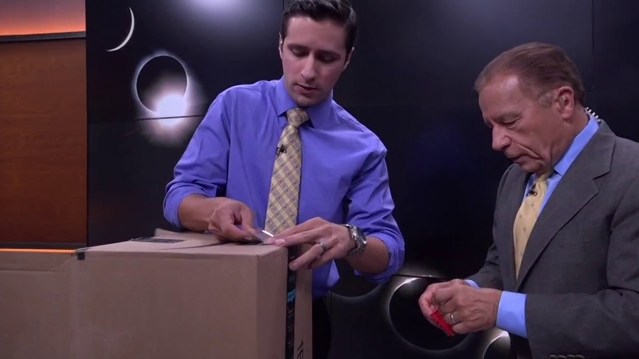 Rich and Ben show you how to make an eclipse viewing box - YouTube