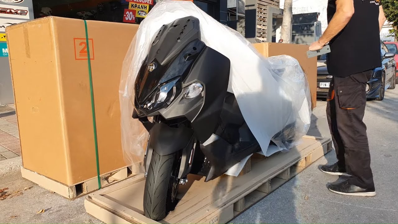 unboxing SYM TL500 scooter 2020 - YouTube