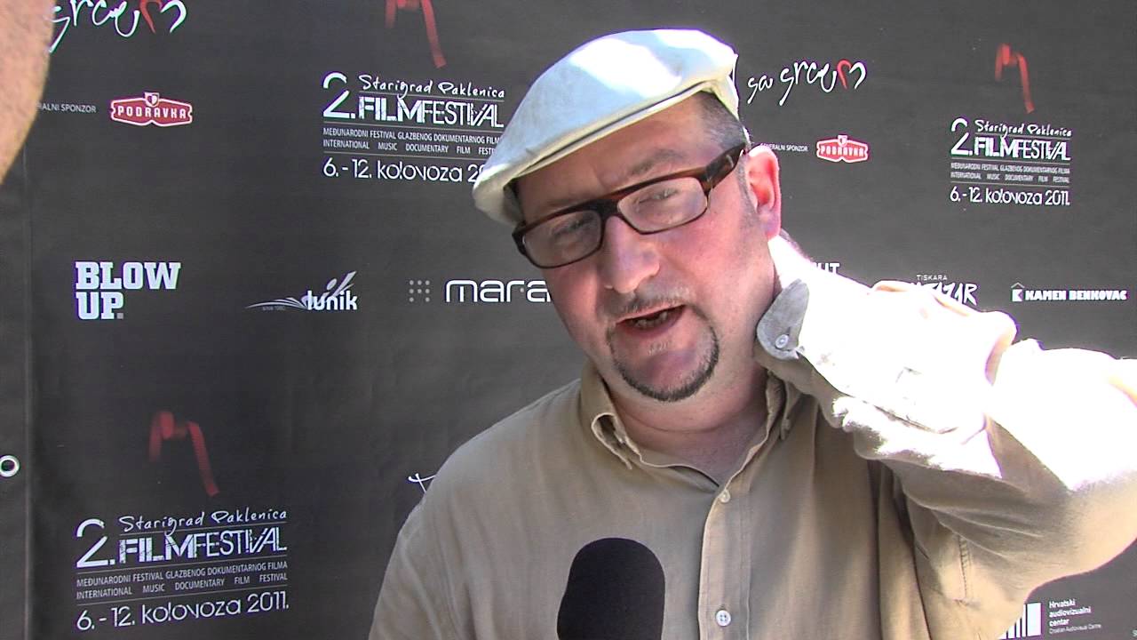 Paklenica Film Festival: Premijera filma o Plavom orkestru - YouTube