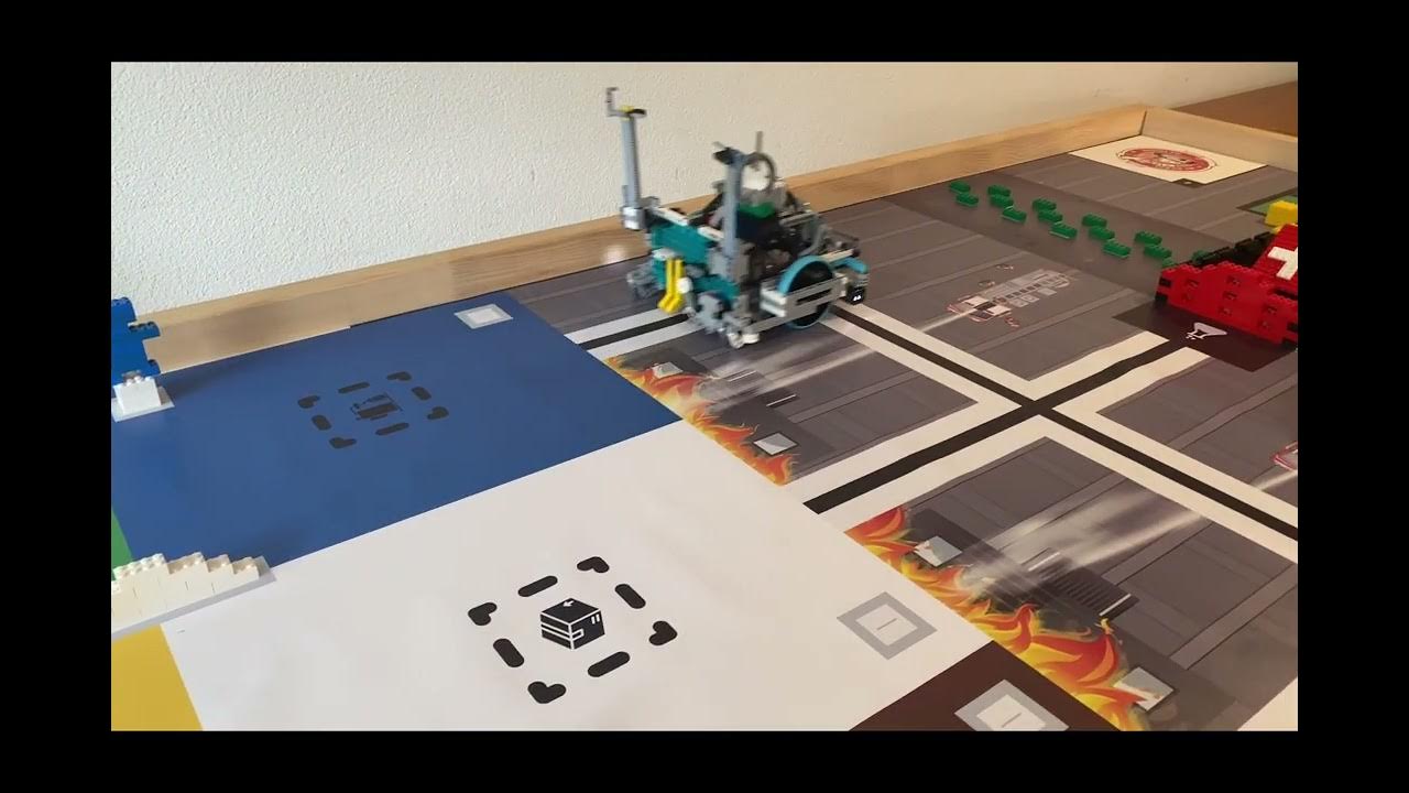 WRO 2022 Robot details - YouTube