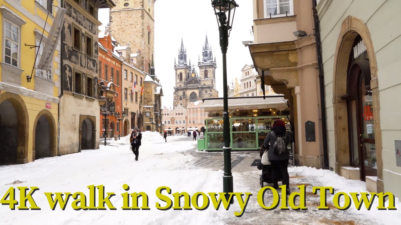 4K Walk in Prague's Old Town Streets Covered in SNOW (Winter 2021 ...