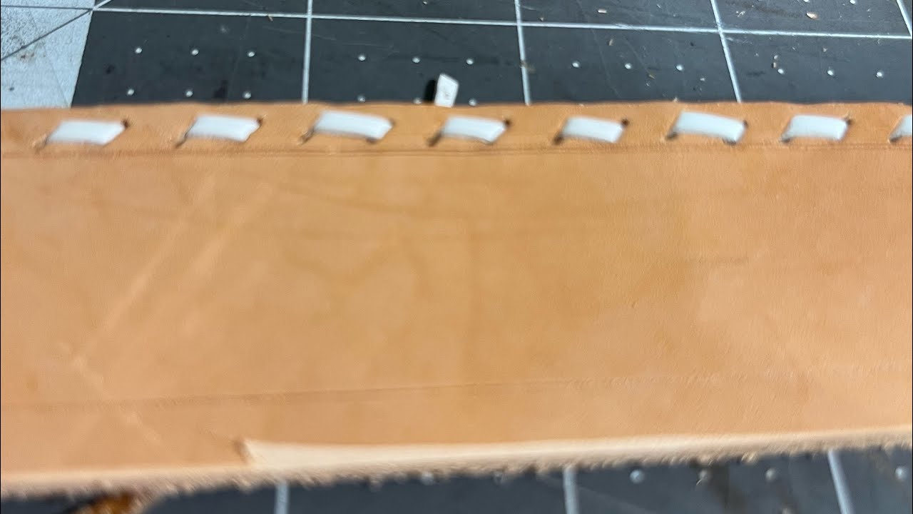 How to buck stitch a belt - YouTube