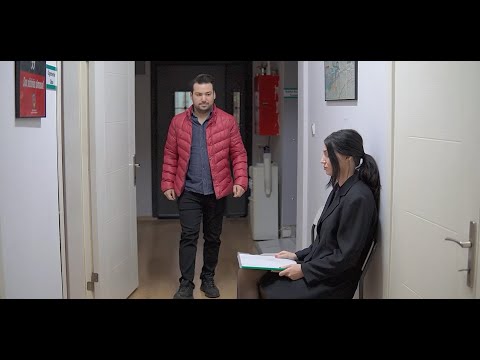 TEPEDEKİ TESADÜF | ÜNİVERSİTE ÖĞRENCİLERİNİN KISA FİLMİ