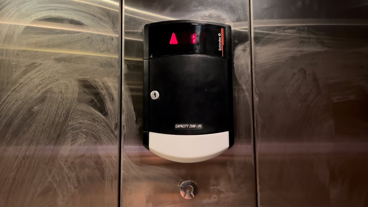 ULTRA LOUD Schindler 330A HT Hydraulic Elevator at Barnes and Noble ...