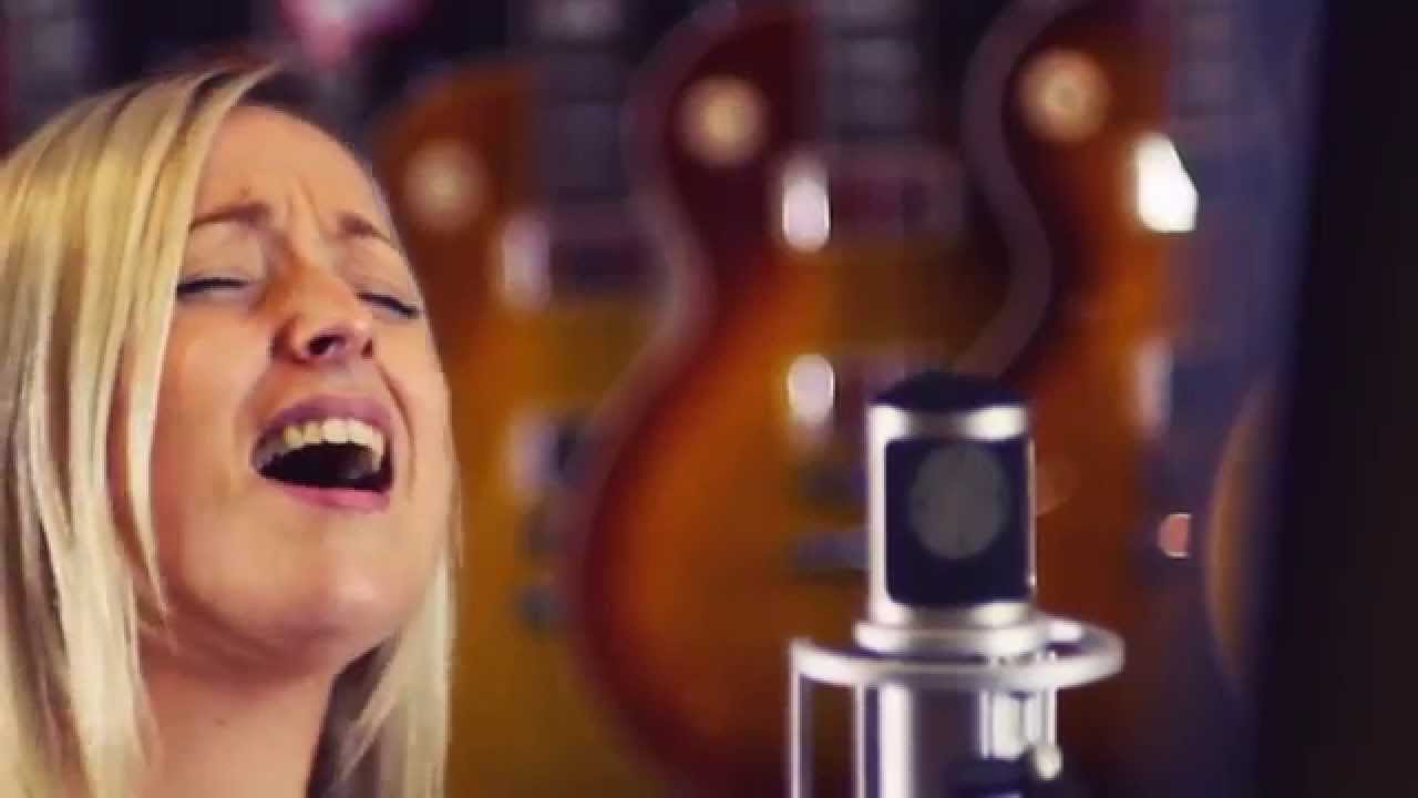 Susie Lopez - Show Me - Acoustic - YouTube