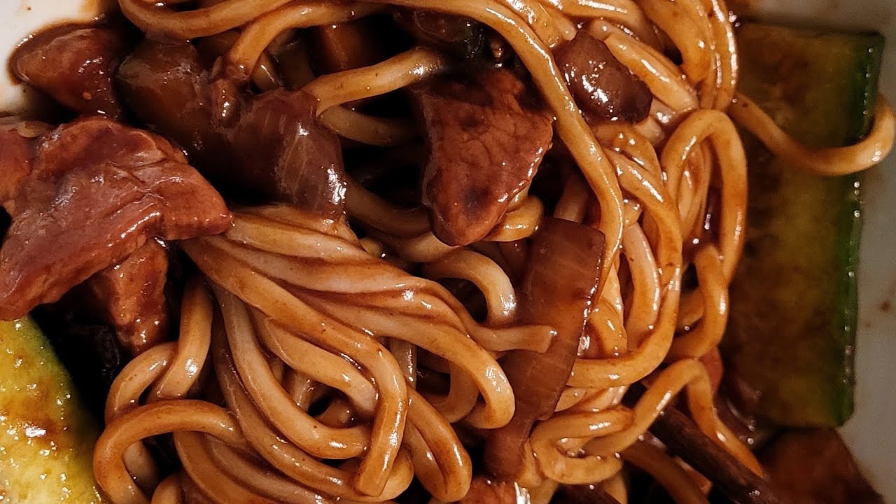 Cooking with Charlie: How to make Jjajangmyeon (my way) - YouTube
