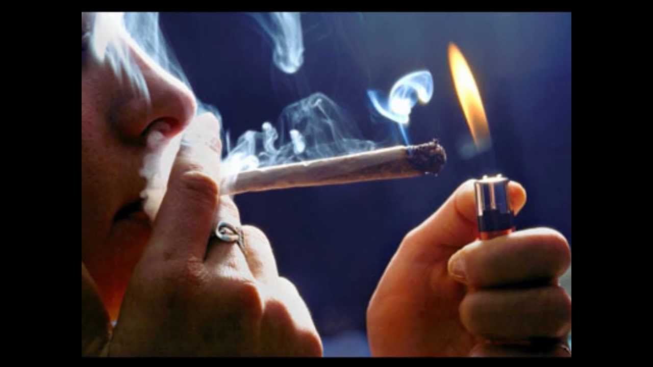 chilling smoking weed f-sang - YouTube