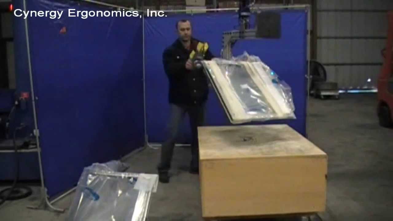 Marine Windshield Manipulator/Lifter - YouTube