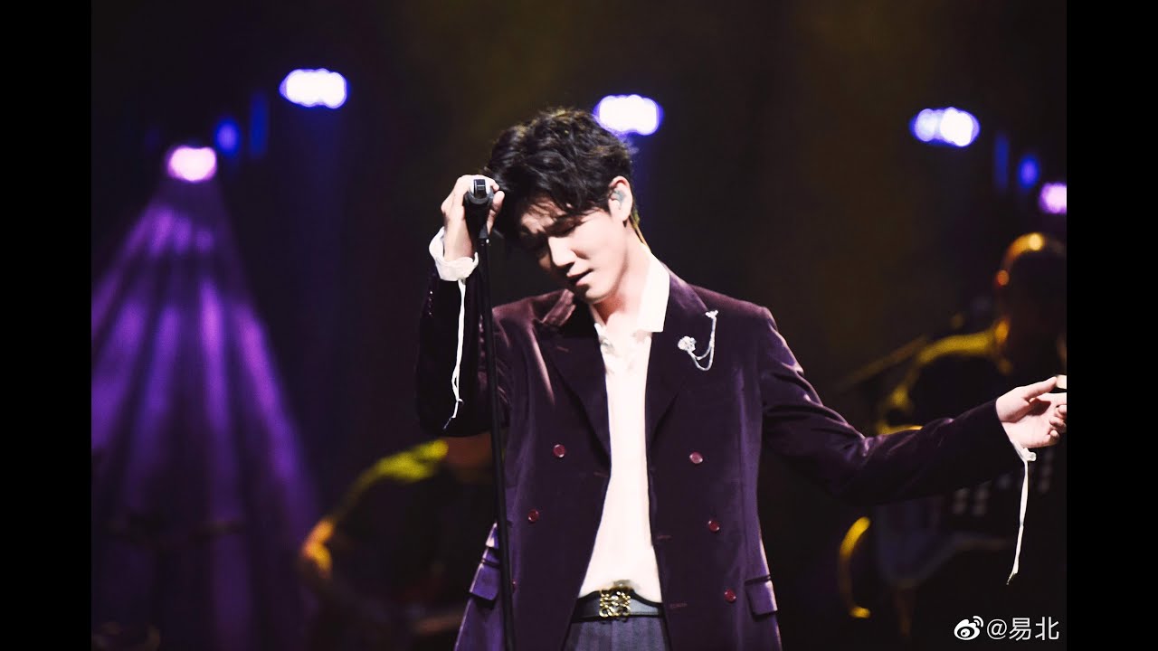 Elvis Wang 王晰 - Chongqing Wild Rose 重庆野玫瑰 - YouTube