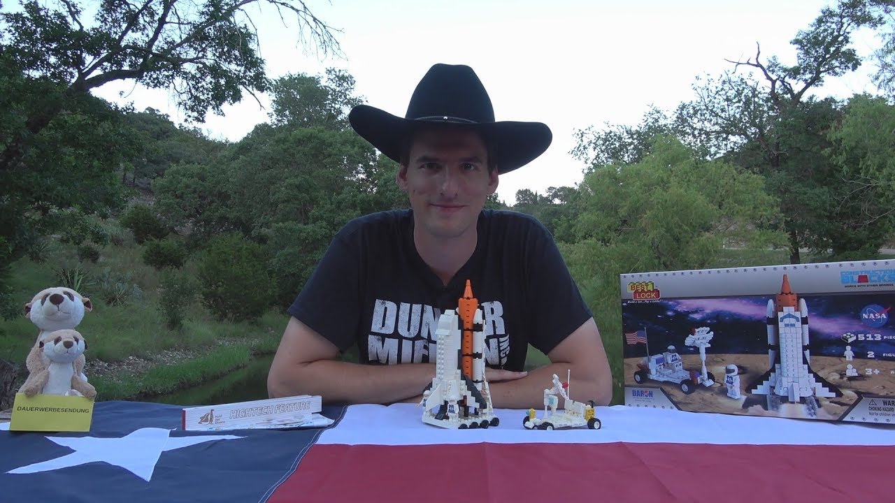 Held on tour - Best Lock® Shuttle Launch Pad - NASA Gift Shop - YouTube