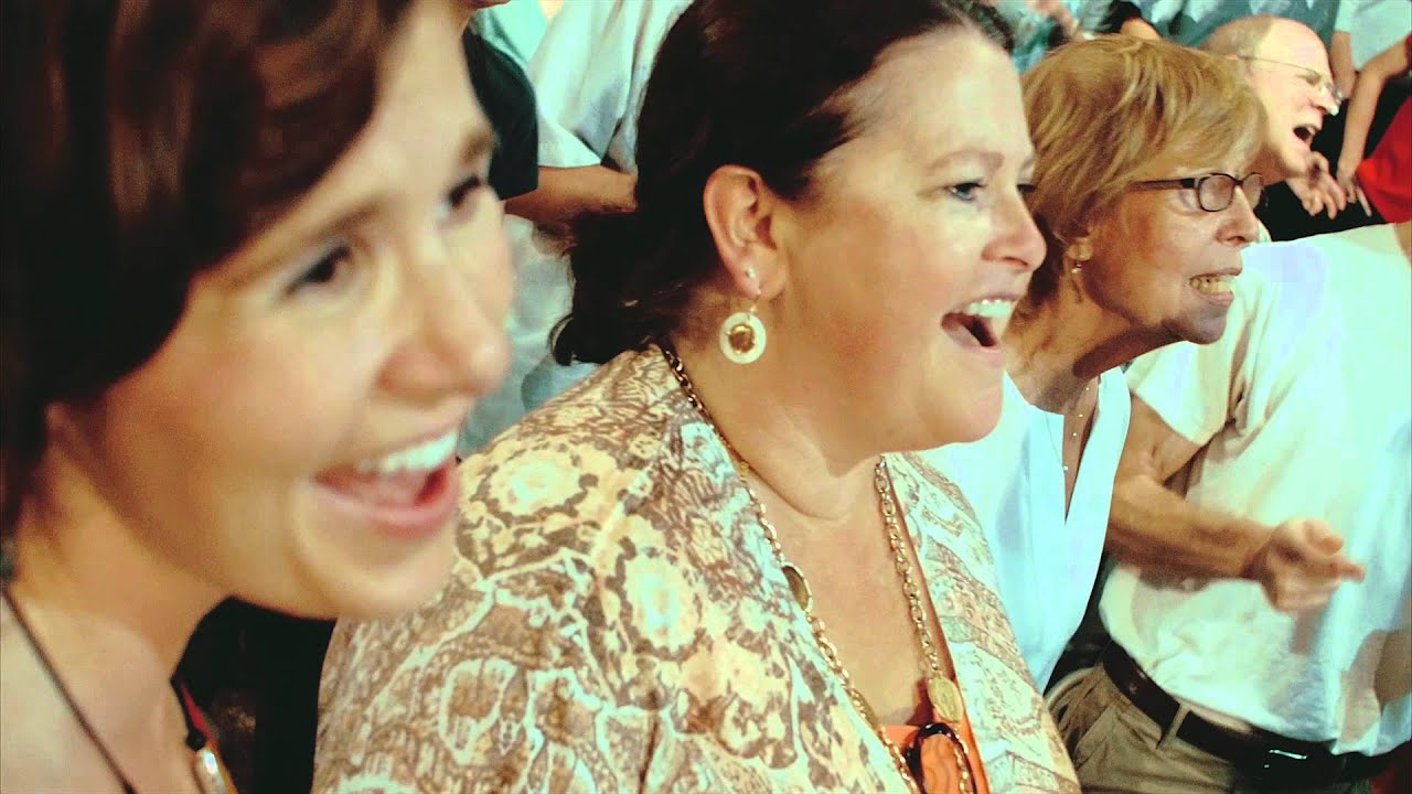 PopUp Chorus sings "Thriller" by Michael Jackson - YouTube