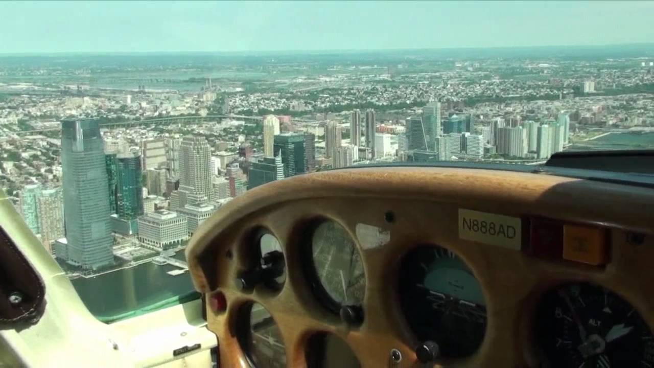 Flying Piper Arrow Up the Hudson & Over New York City - YouTube