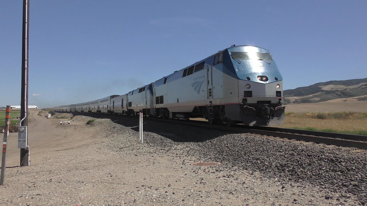 Amtrak Pacific Surfliner and Coast Starlights on the Coast Line on 5-22 ...