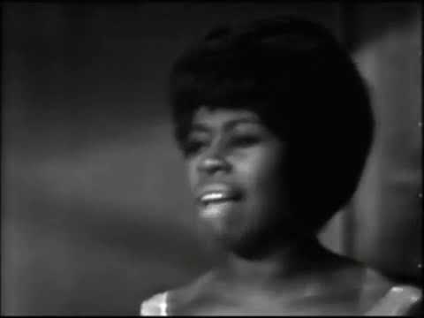 John Lennon presenta a Esther Phillips "And I love him" - YouTube