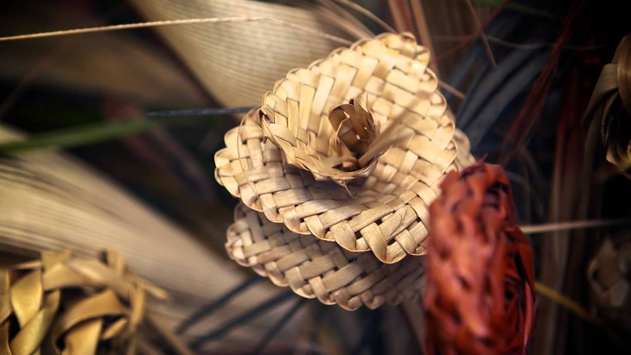 10 National Weaving School Te Rito - YouTube