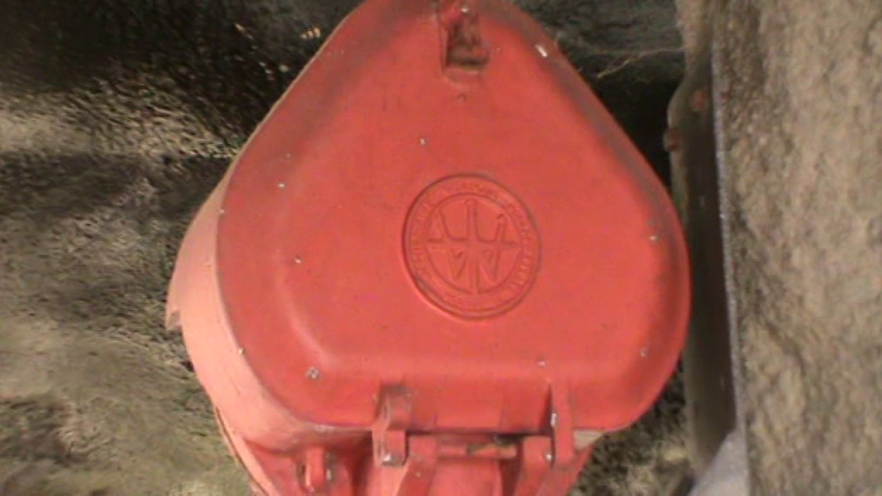 Rare Westinghouse Teardrop Bell at Dreamworld, Queensland - YouTube