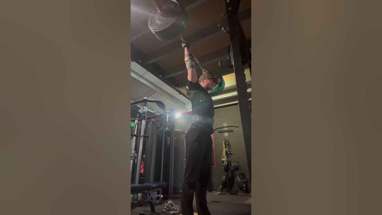 90kg 📈 100kg pending #gym #motivation #overheadpressbarbell - YouTube