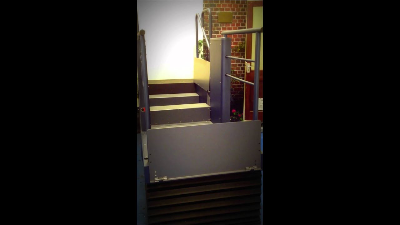 Wessex LR Step Lift with Bridging System Video - YouTube