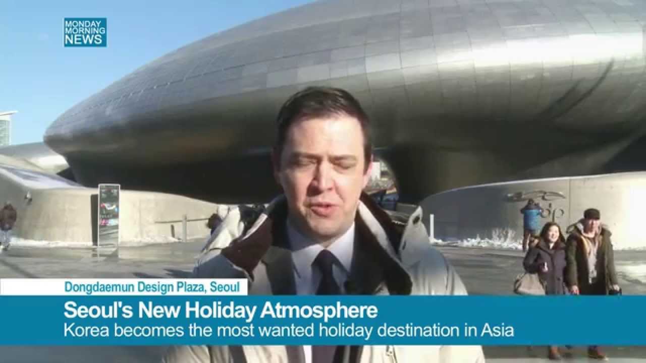 News Reporter Fails : interrupted by... (unbelievable news blooper ...