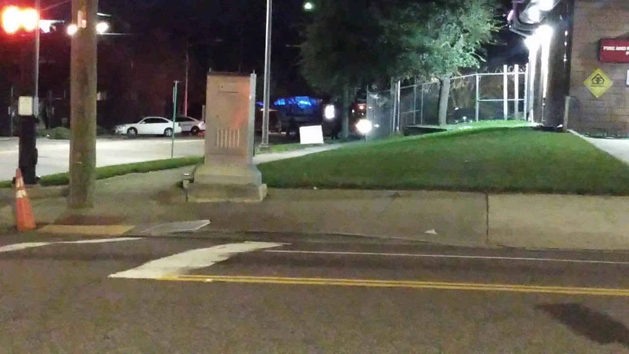 JFRD Ladder 1 returning - YouTube