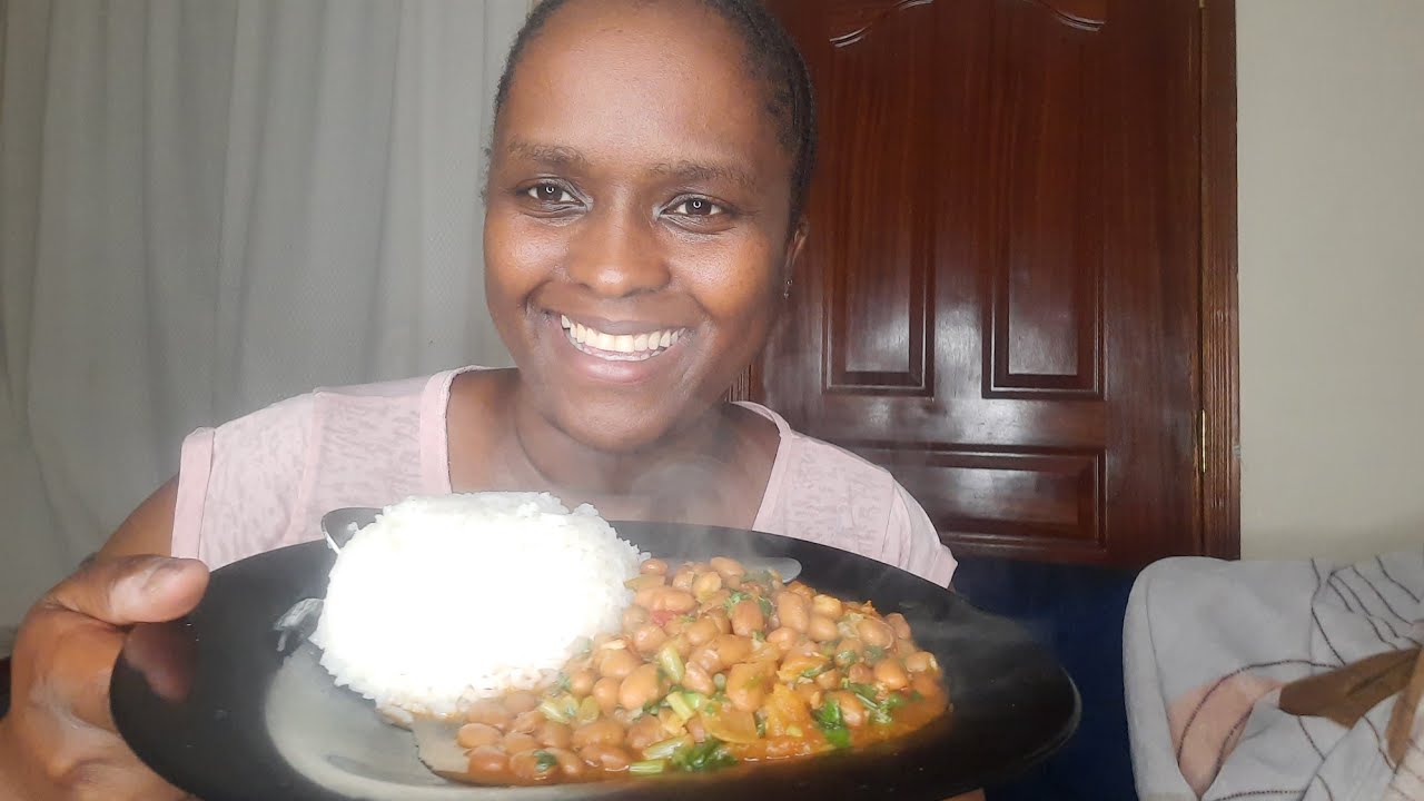 Cook With Me Rice and Beans|Living Alone Vlogs - YouTube
