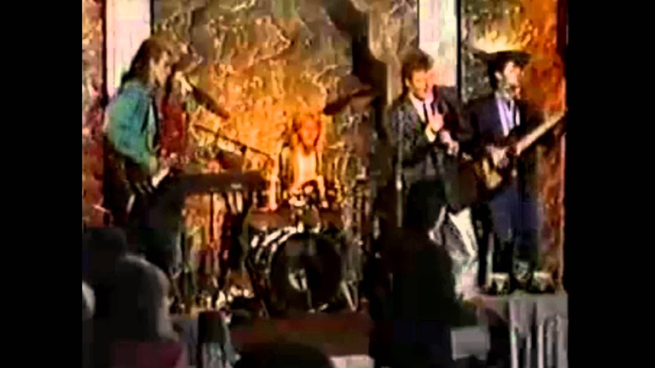 Dancing in the Moonlight - YouTube