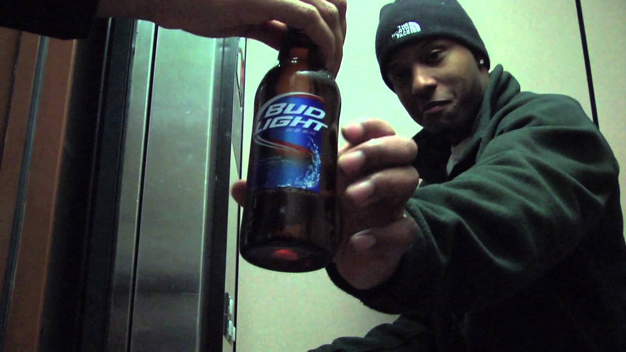 Funny Elevator Beer Commercial - YouTube
