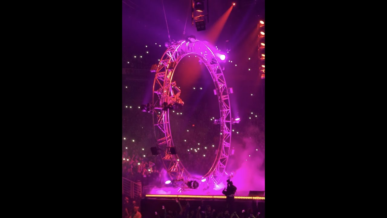 Travis Scott - CAROUSEL LIVE in Phoenix, Arizona - YouTube