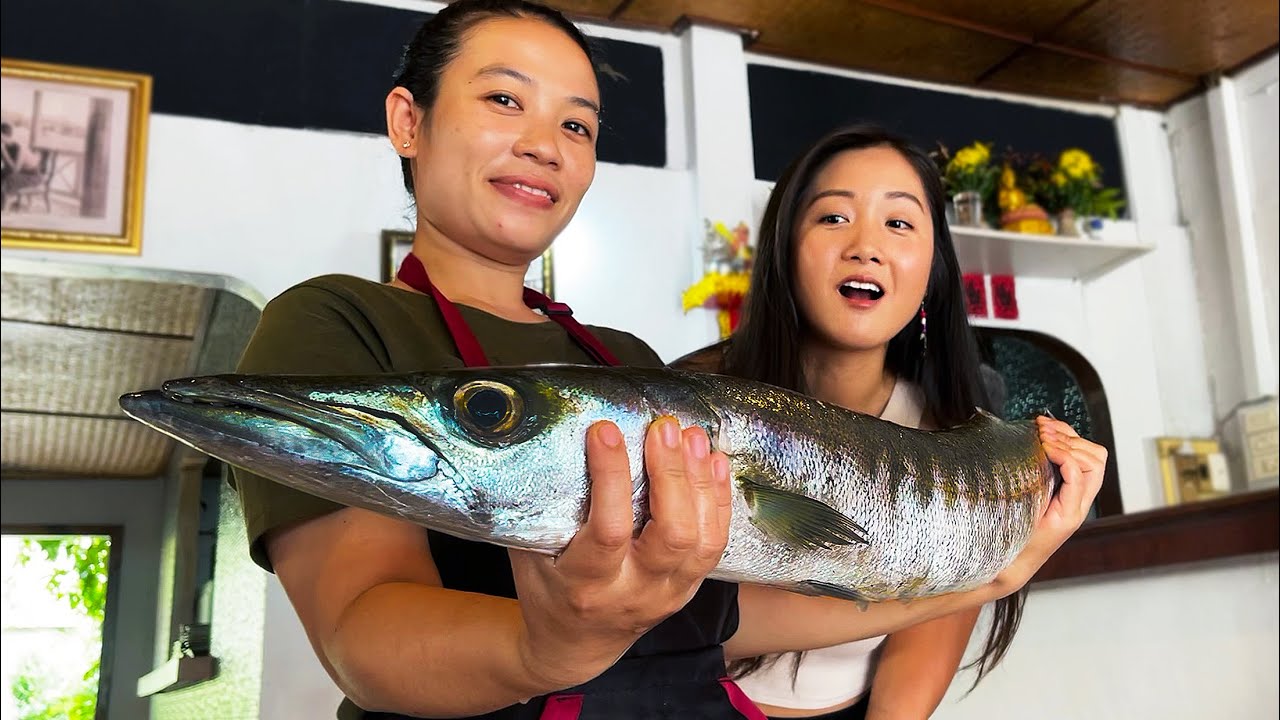 Young, talented Burmese chef makes the best food in all of Koh Samui 😲 ...
