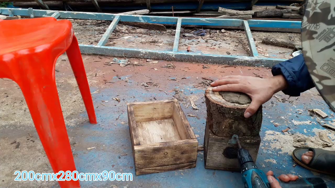 Keeping Stingless bee | Wild Stingless beehive | The many different ...